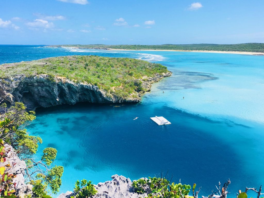 From Caves to Coral Reefs: The Bahamas' Natural Wonders - Lagunabeachcanow